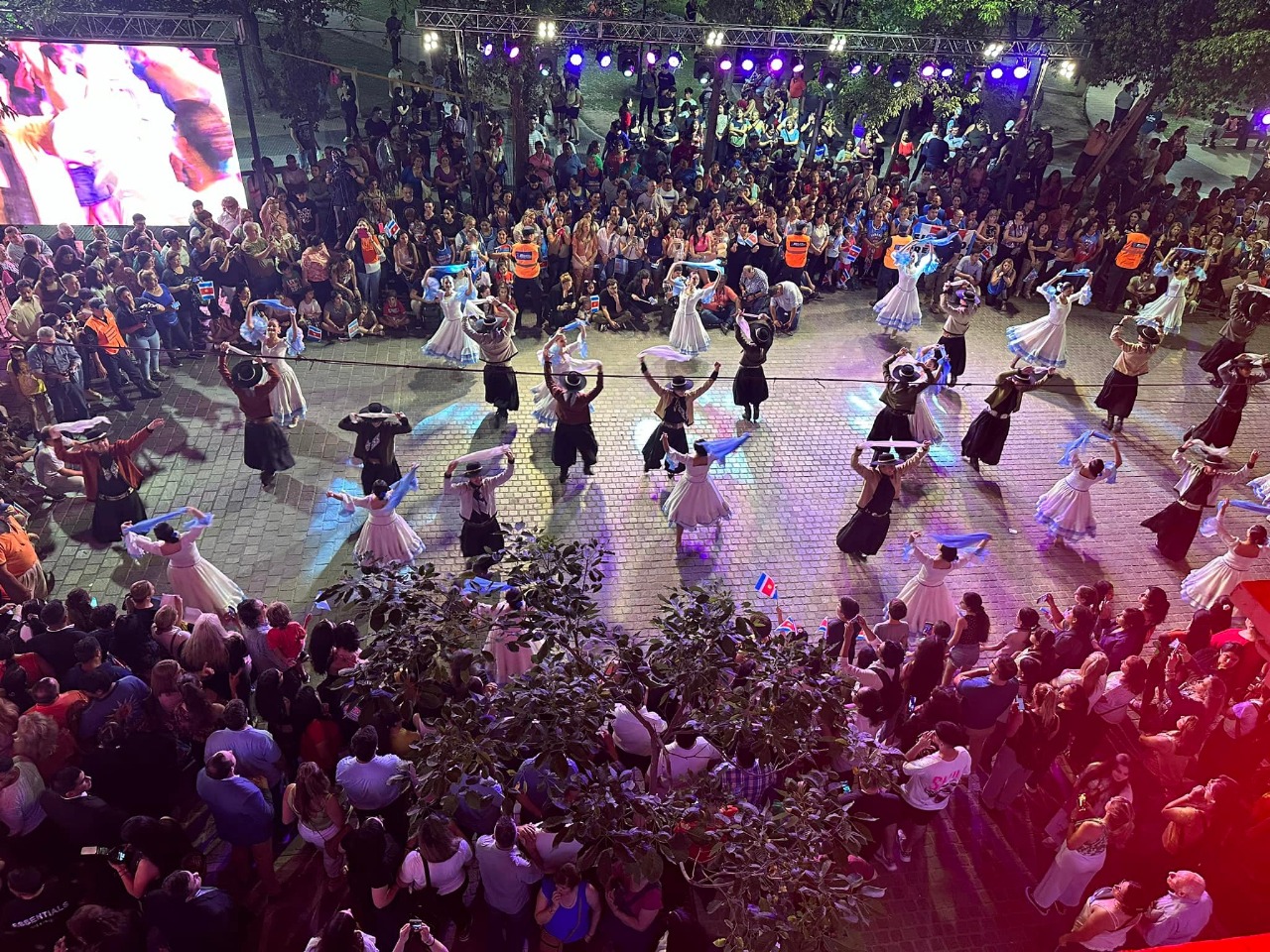 “América Mestiza”: danza, identidad y cultura en el Centro Cultural del ...